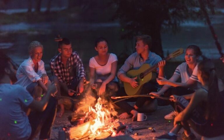 Best Campfire Songs: 25 Camping Classics for Kids and Adults - My Open ...