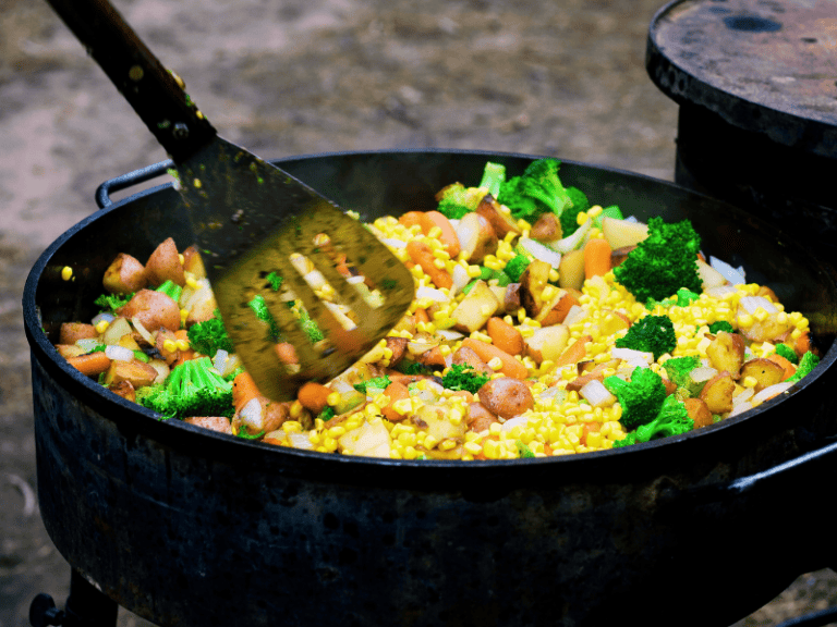 25 Easy Camp Dutch Oven Recipes for Delicious Cast Iron Cooking - My ...